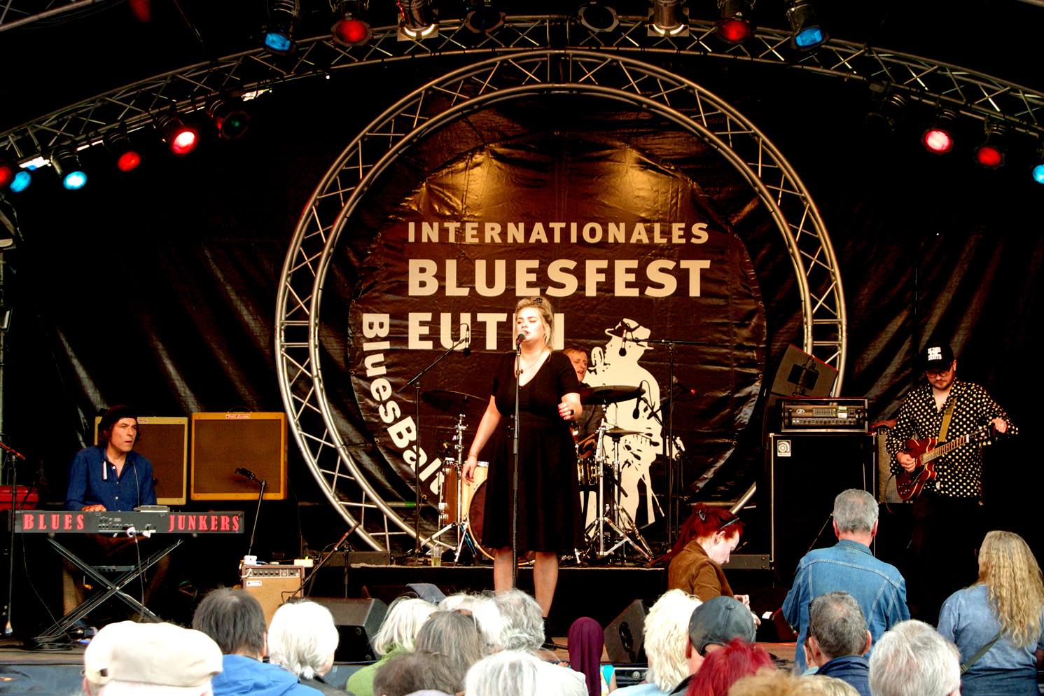 Gallery – Blues Junkers